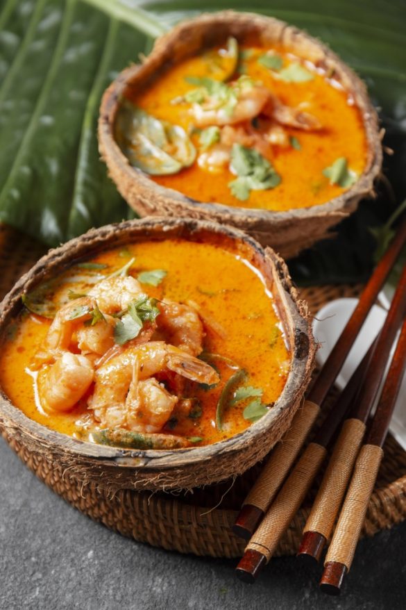 Tom Yum Goong Recipe (Thai Hot and Sour Soup) - WarningSugaryGoodness