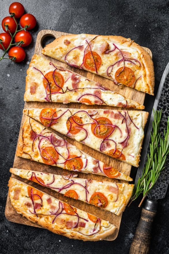 Traditional German Flammekueche(flammkuchen) Pie Recipe ...